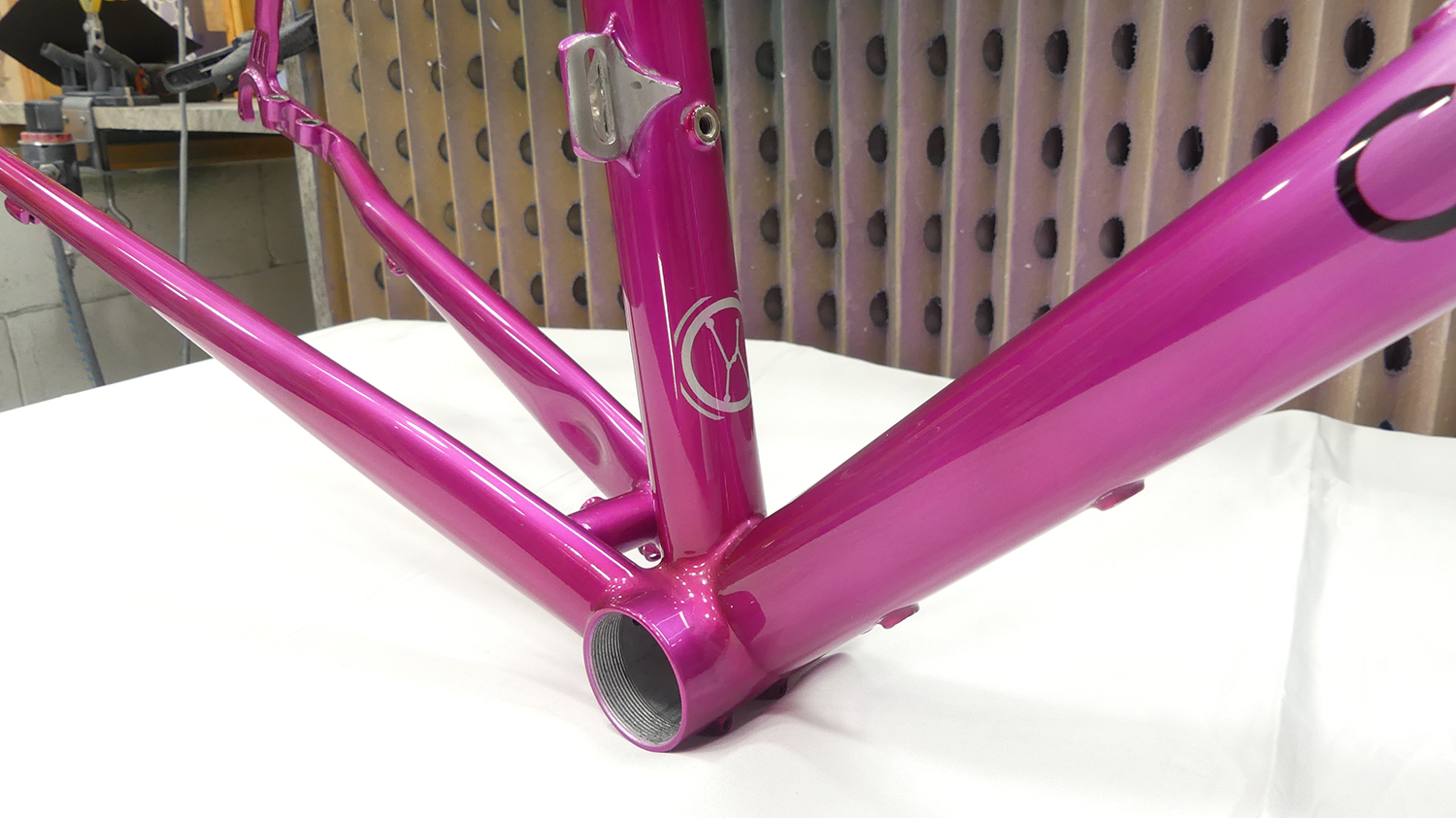 Cycles Victor - Faded Candy — ORION Paintworks