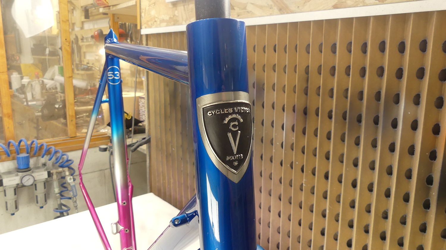 Cycles Victor - Faded Candy — ORION Paintworks